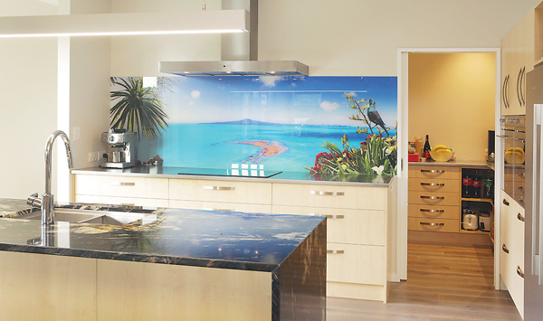 A Kitchen with a WOW Factor - JAG Kitchens